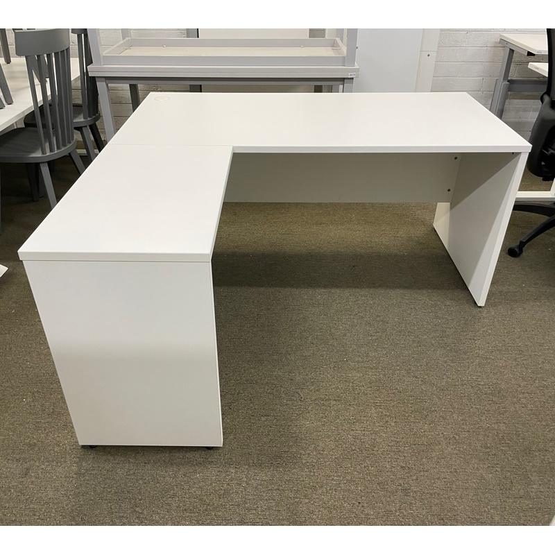 Desk and Return - 1500 x 1500 - SOLD - Canterbury Used Office Furniture