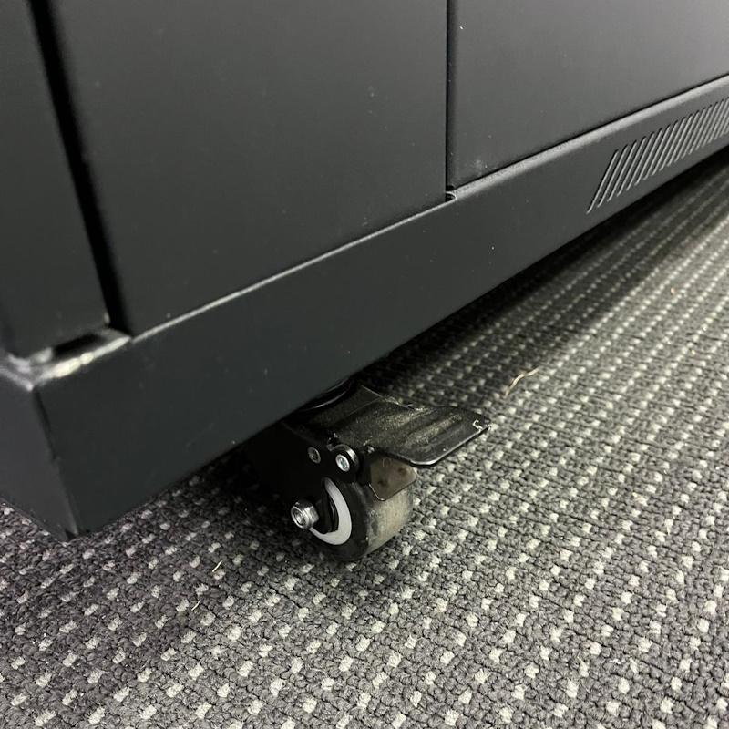 4Cabling 27RU 600mm x 1000mm Server Rack - SOLD - Canterbury Used ...